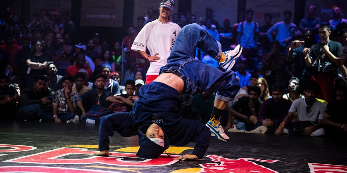 Red Bull BC One World Final 2019: B-Girls semi-final 1