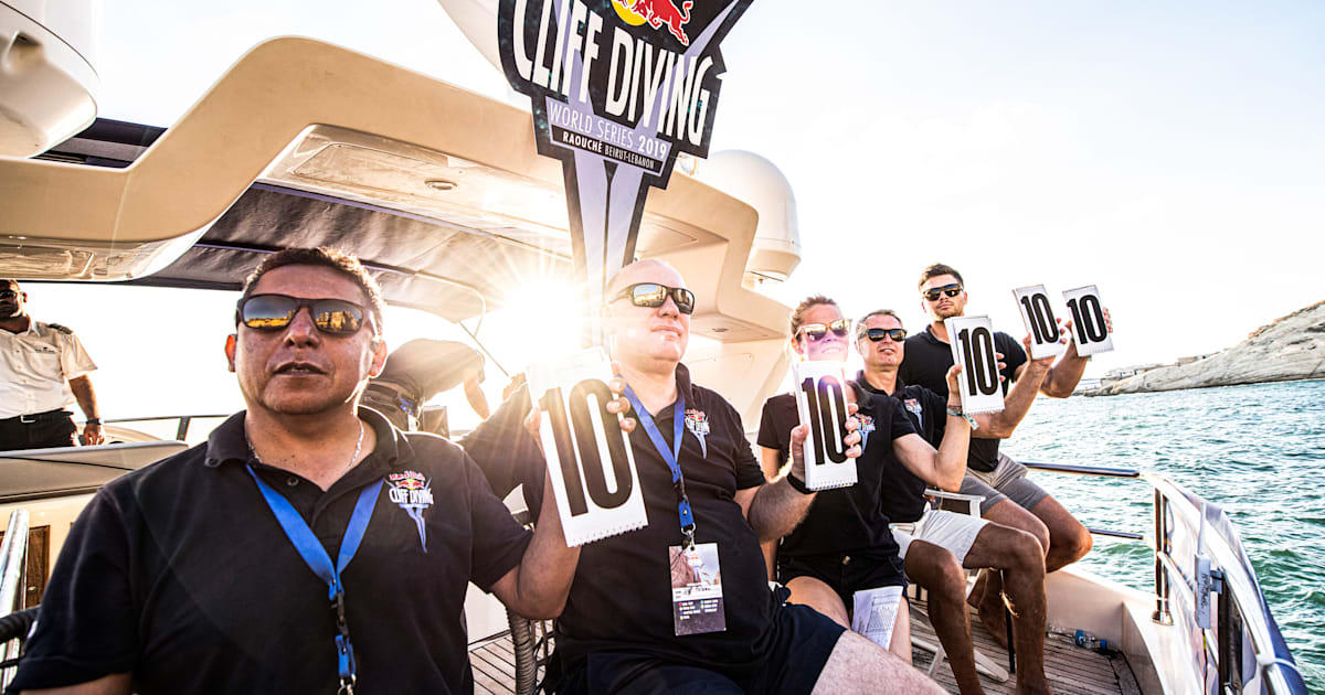 Deep Dive S1 E6: perfect dives – cliff diving video