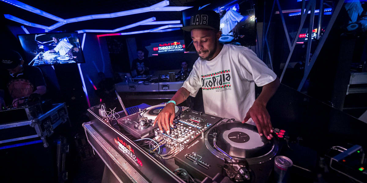 O papel do DJ na construção do rap brasileiro