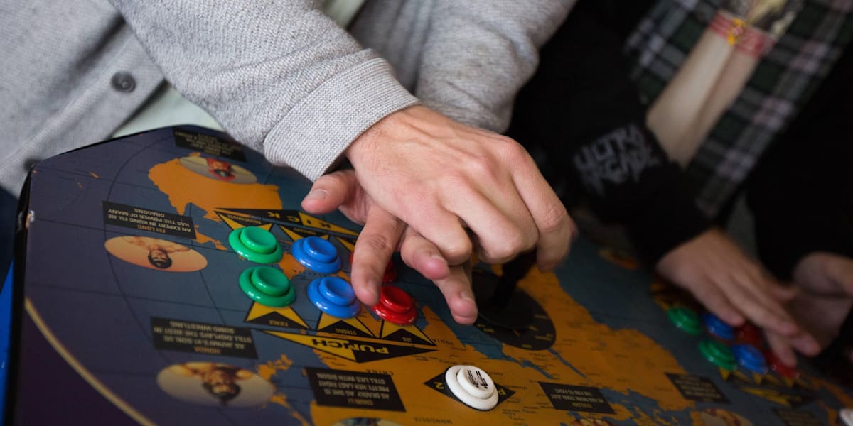 Fighting Game Community | Street Fighter and Injustuce