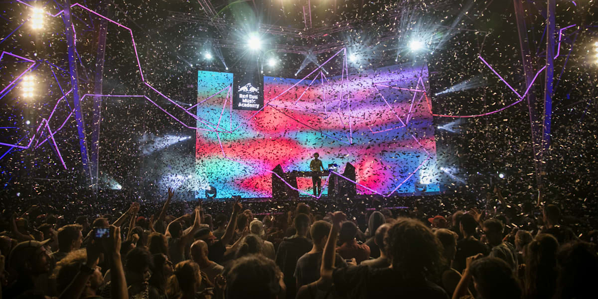 15 anos de Neopop em música