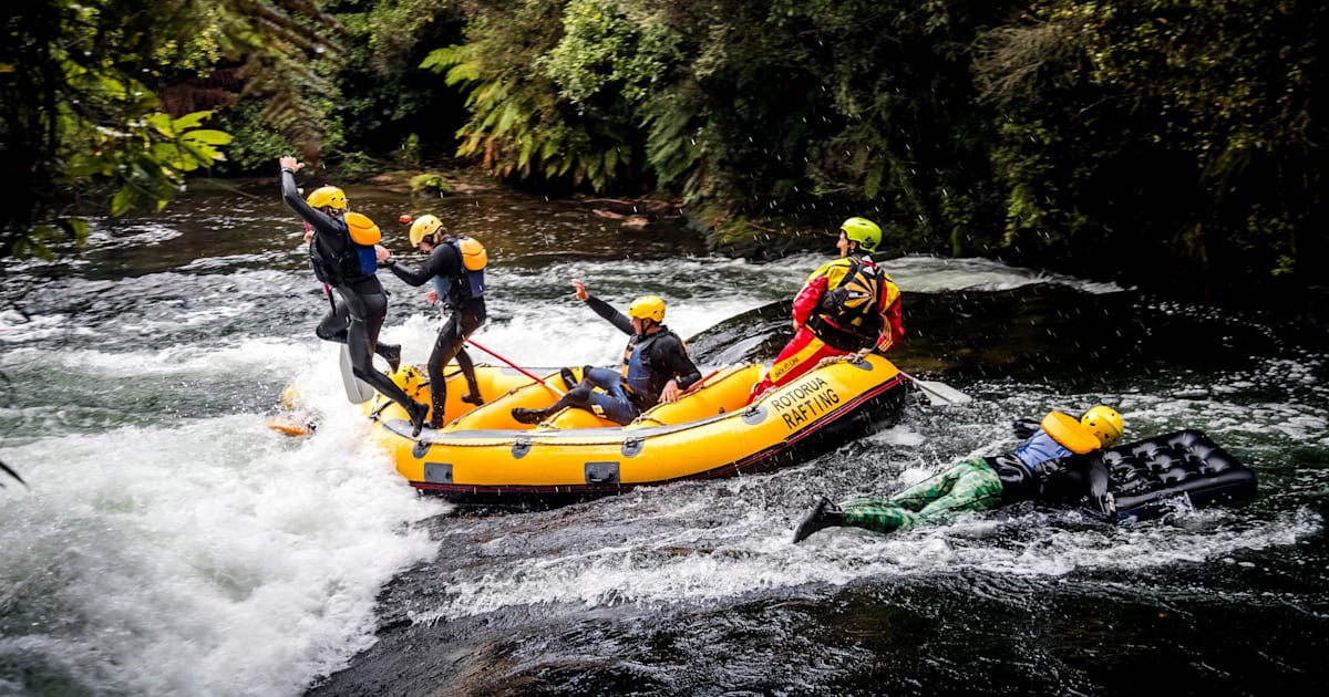 Who is JOB S8 E8: white water rafting – video