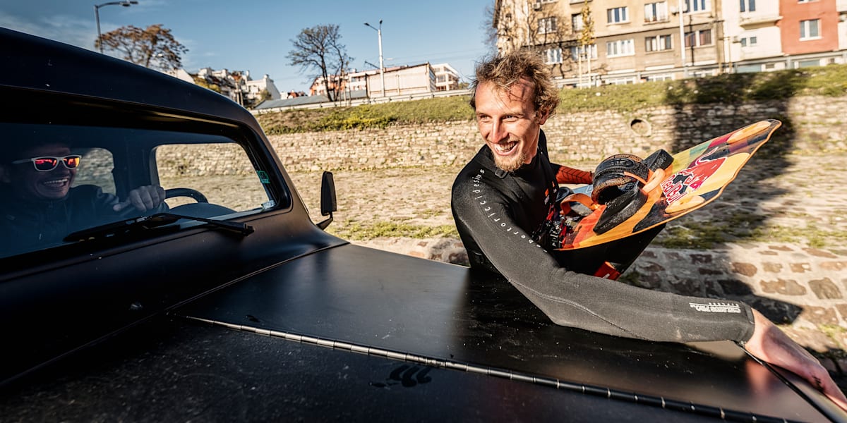 Nicola Abadjiev: How kitesurfer makes road trips work
