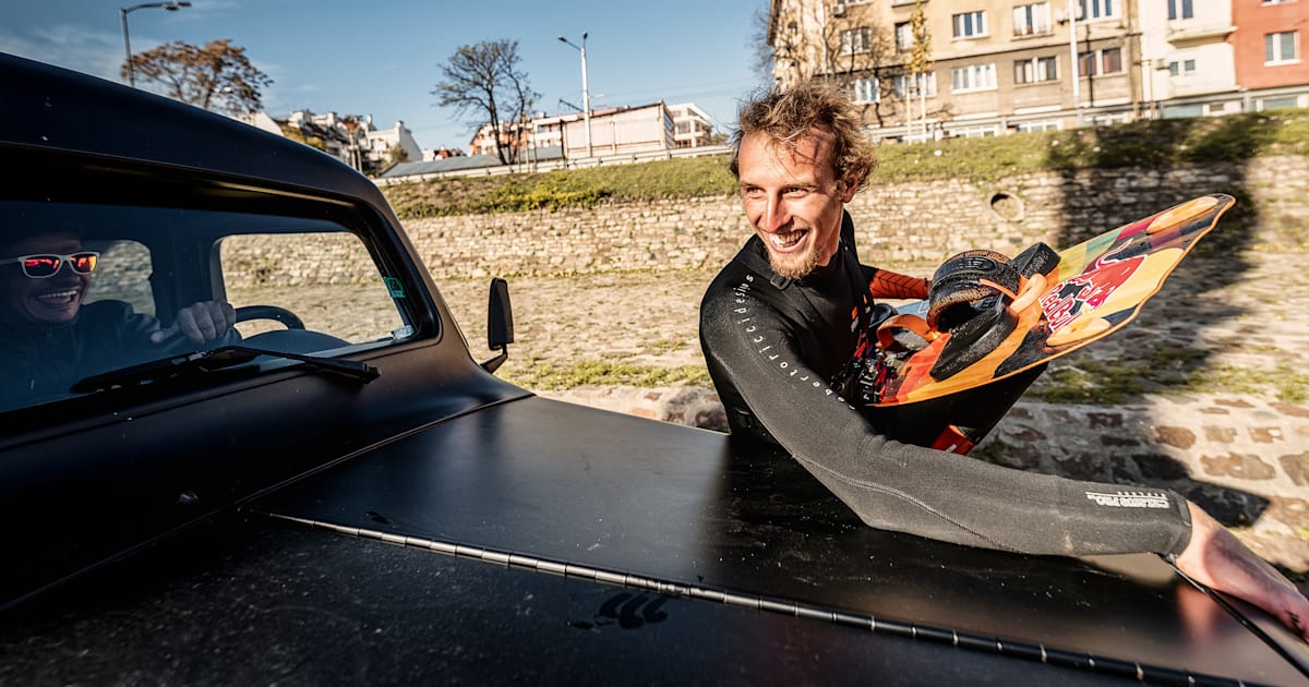 Nicola Abadjiev: How kitesurfer makes road trips work