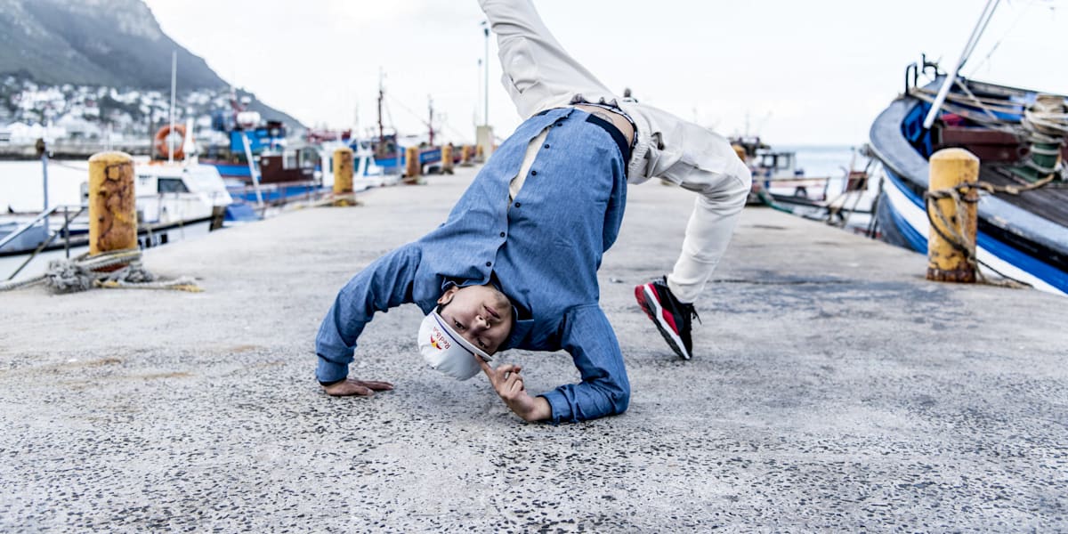 B-Boy Hong 10: achieving longevity within breaking