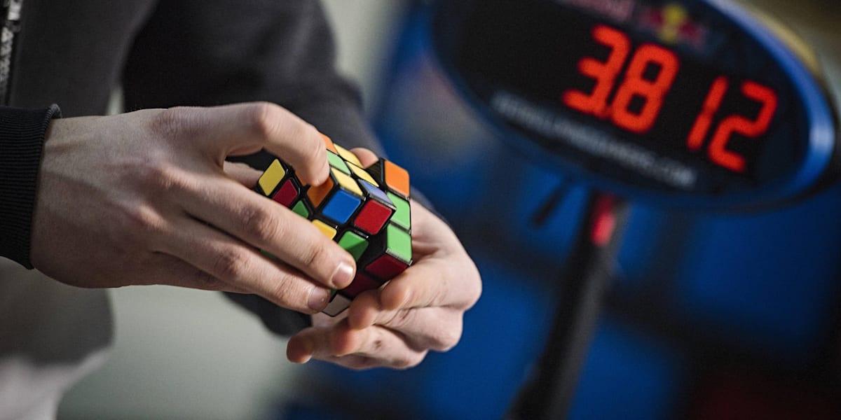 Aprenda a resolver o Cubo de Mágico