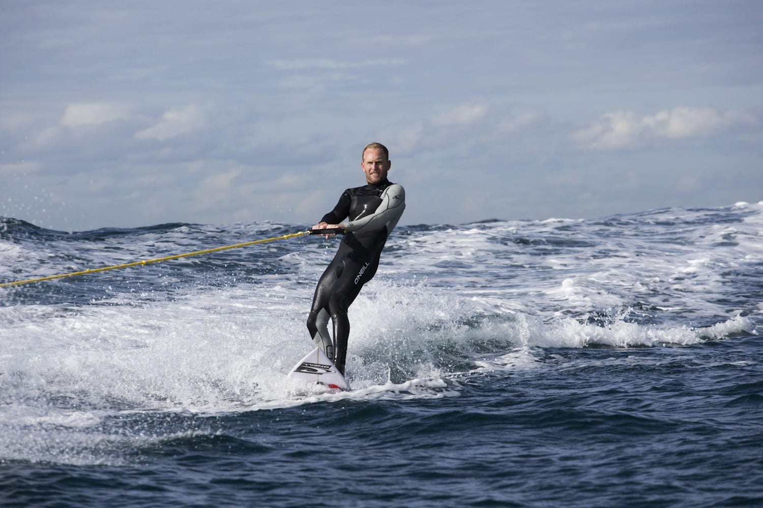 Surfer Mark Mathews takes the Red Bull Wingfinder test