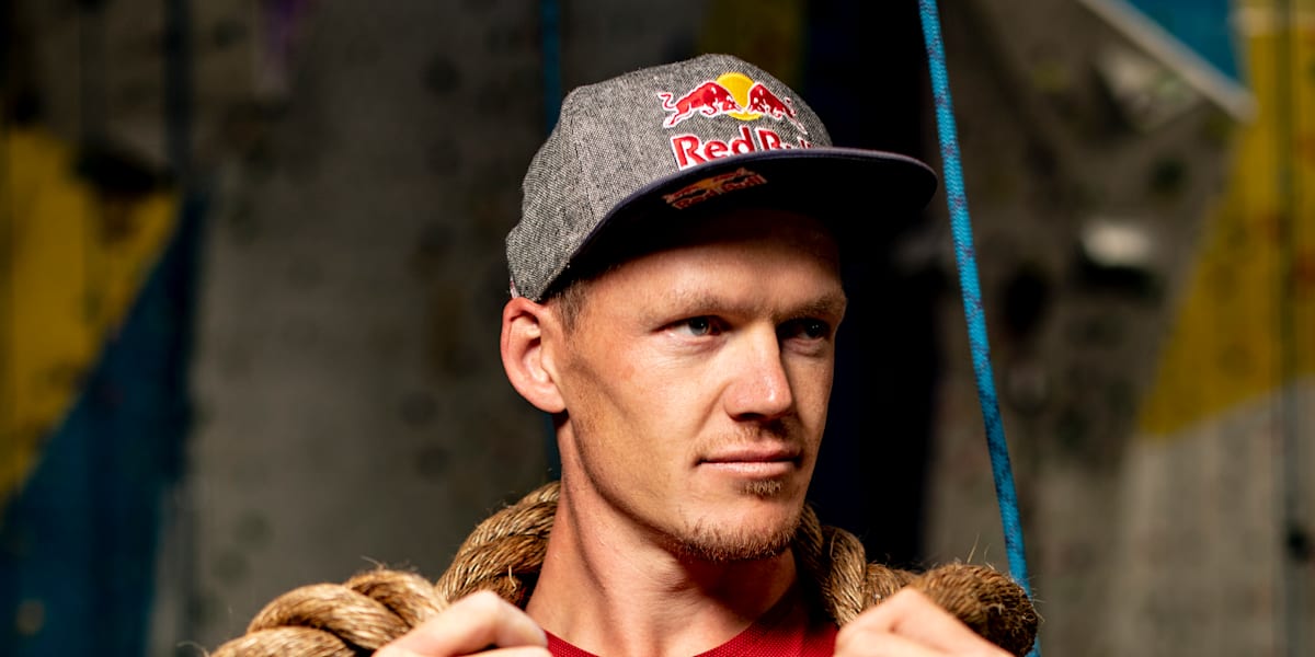 Thomas van Tonder: Obstacle Course Racing athlete page