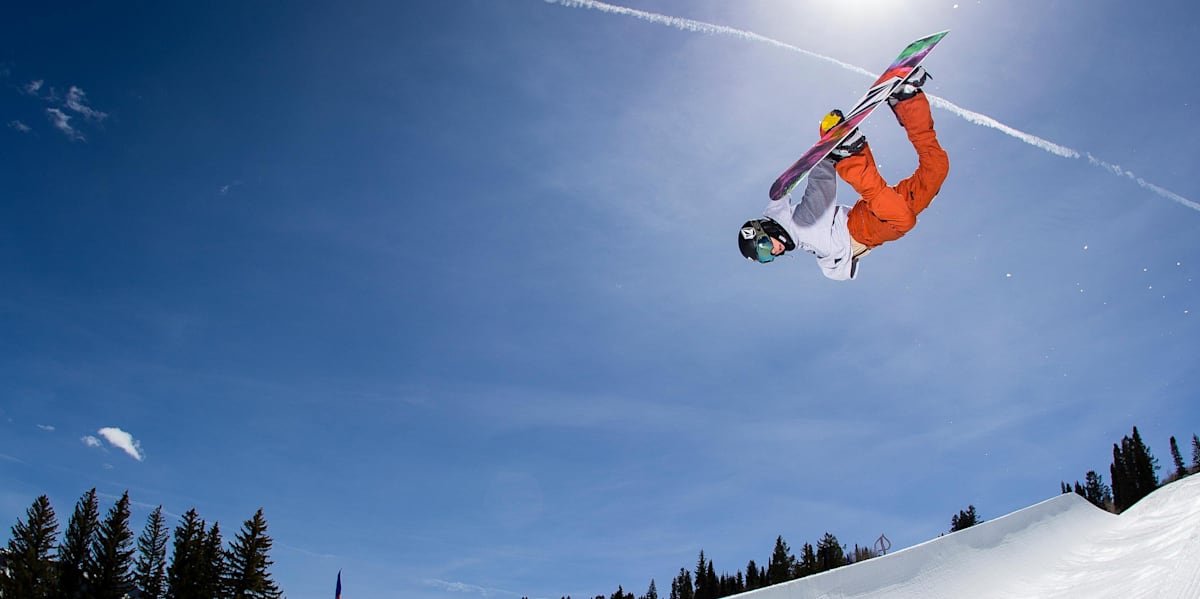 Lyon Farrell Snowboard Slopestyle and Halfpipe