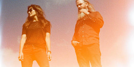 Entrevista y mix de Moon Duo. Música Psicodélica