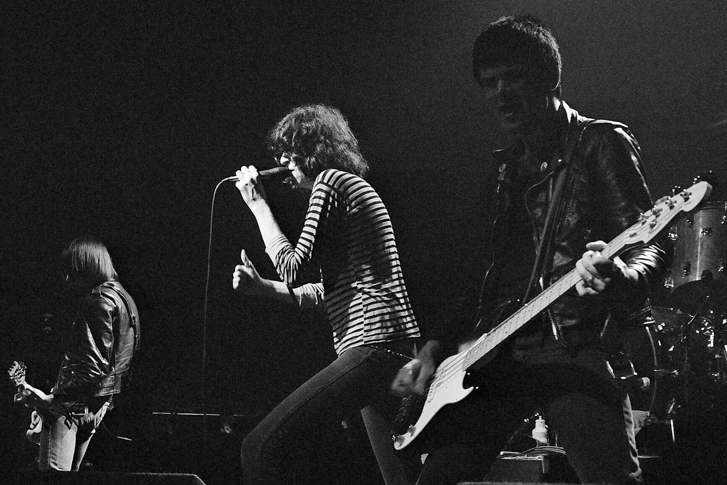 Live photos by guerilla photographer Julian David Stone