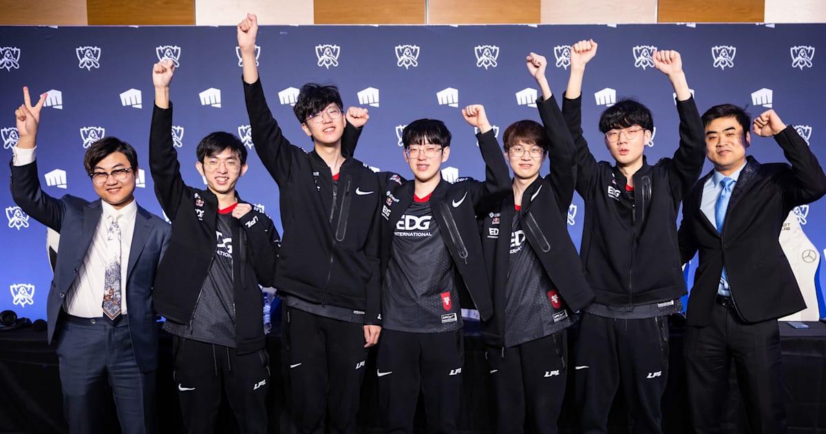 League of Legends: Edward Gaming at Worlds 2021 Final