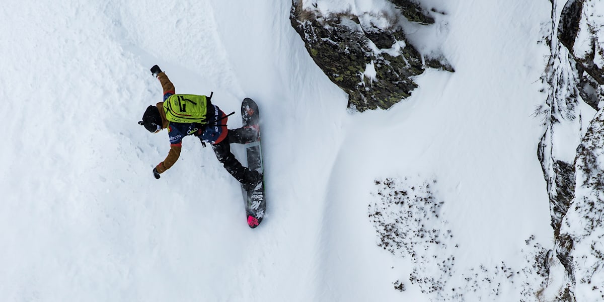 Freeride World Tour 2021: Day 2 podium snowboard runs