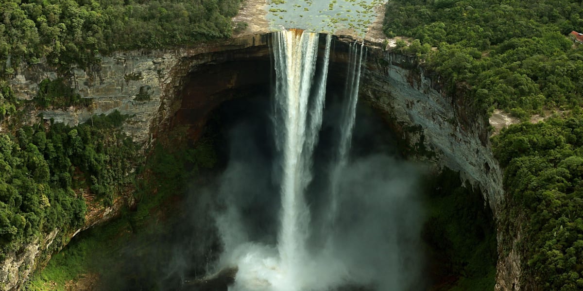 8 cascatas para partir à aventura | Red Bull