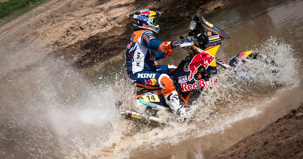 Matthias Walkner talks about his KTM Dakar motorcycle