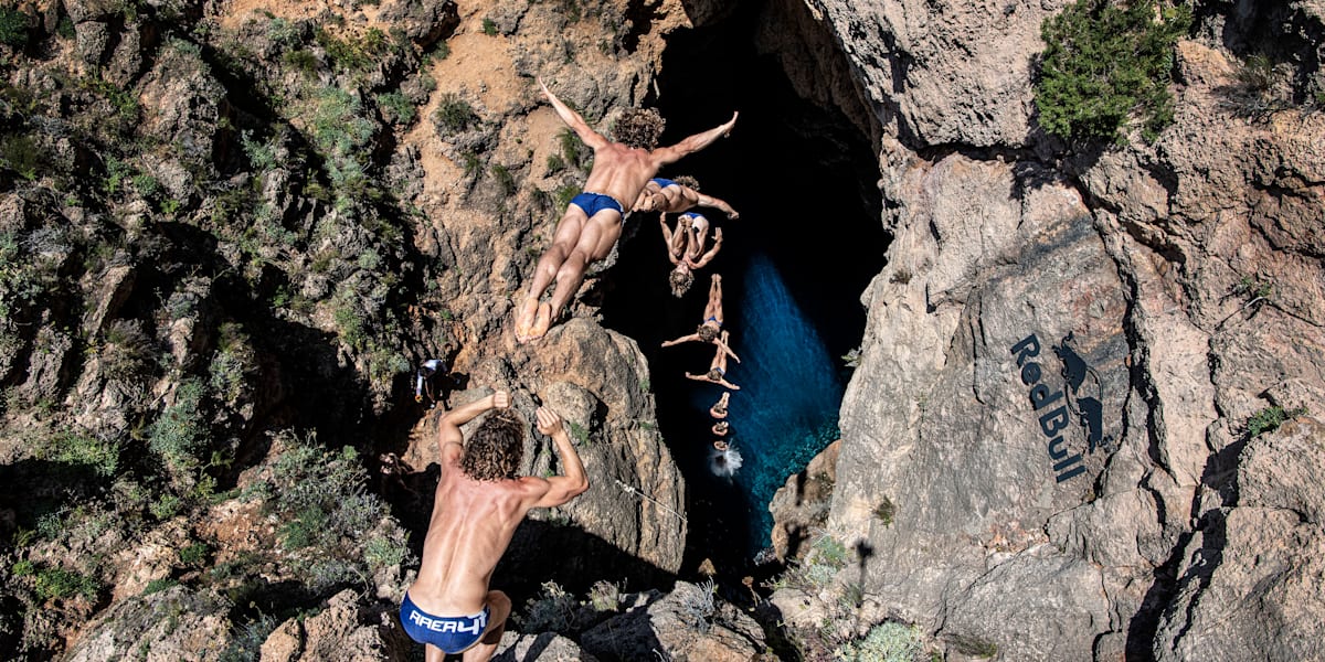 Red Bull Cliff Diving 2021: Işık Mağarası Atlayışları