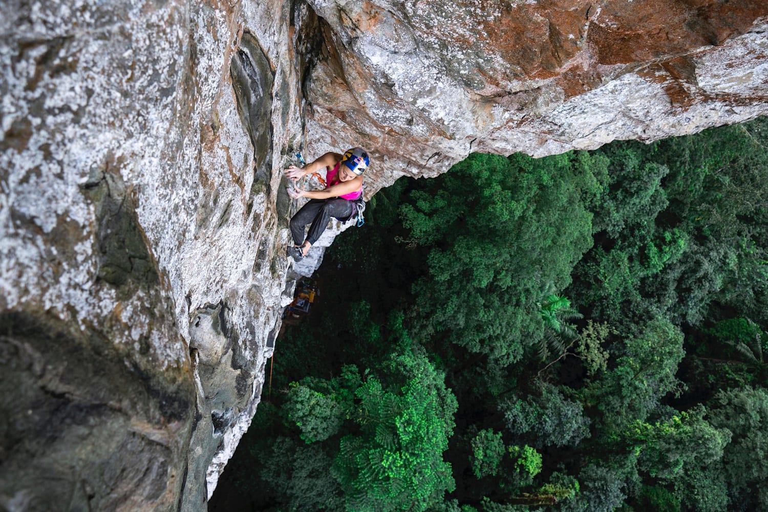 Sasha DiGiulian climbs Pico Cão Grande on São Tomé