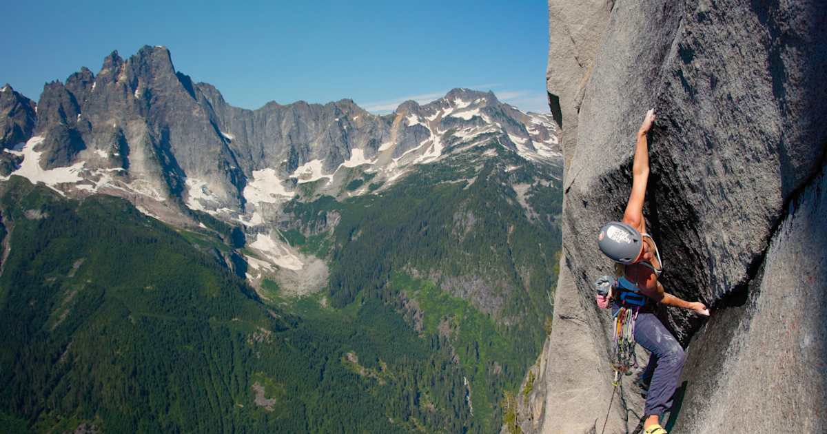 Brette Harrington klettert die chinesische Puzzle Wand