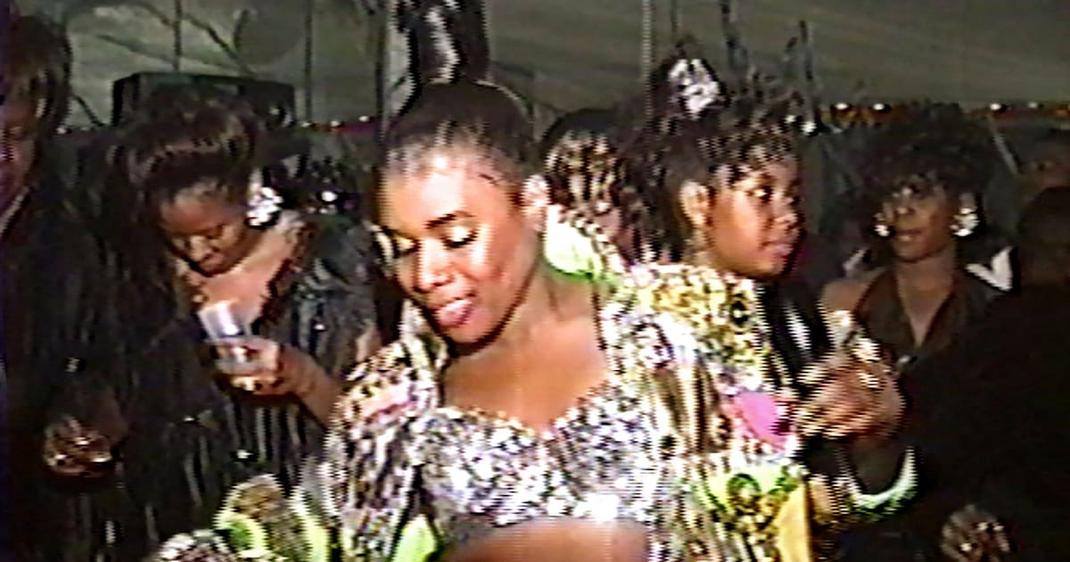 Akeem Smith's New Exhibit No Gyal Can Test