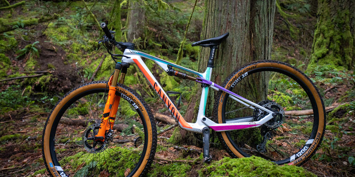 Emily Batty's Canyon Lux: bike check video
