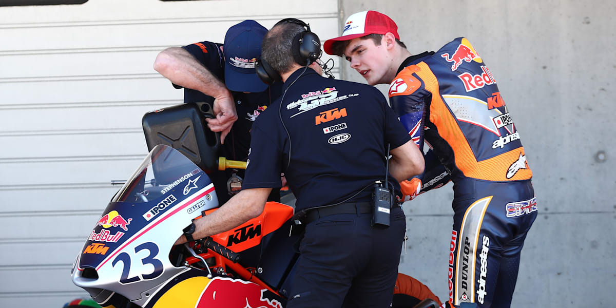 Blog | Rhys Stephenson learns well in Rookies debut