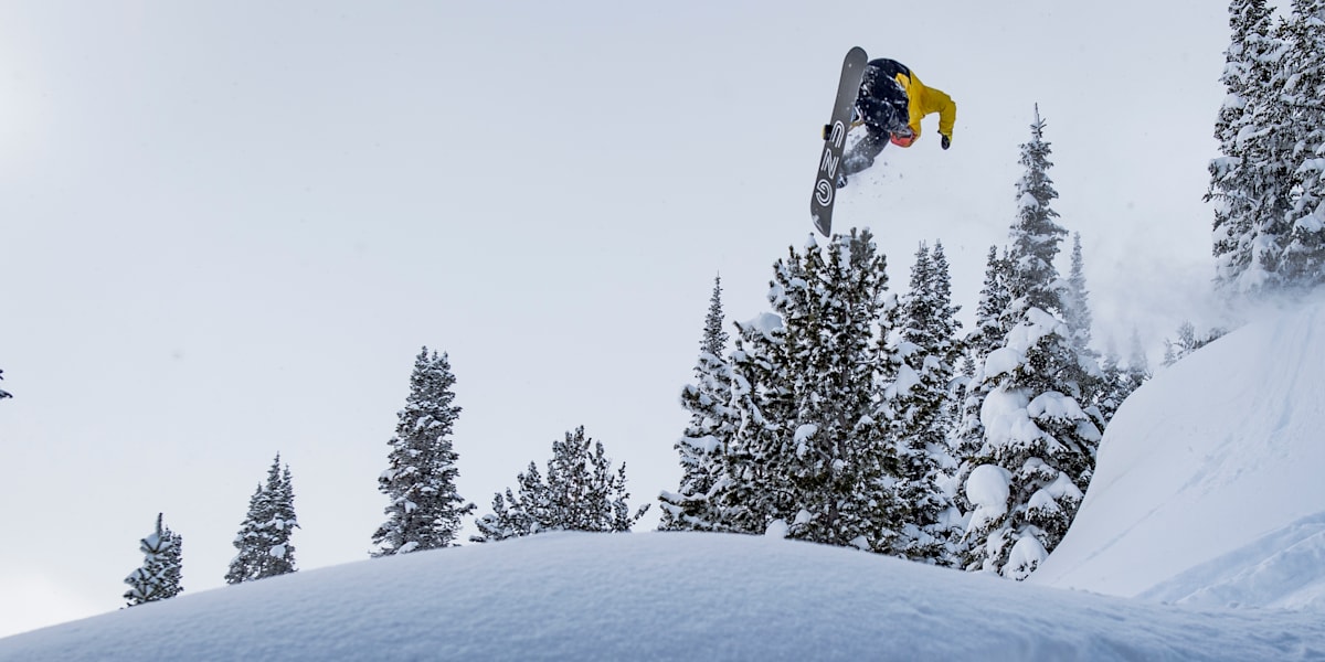 Cómo hacer un backside 180 | Snowboard