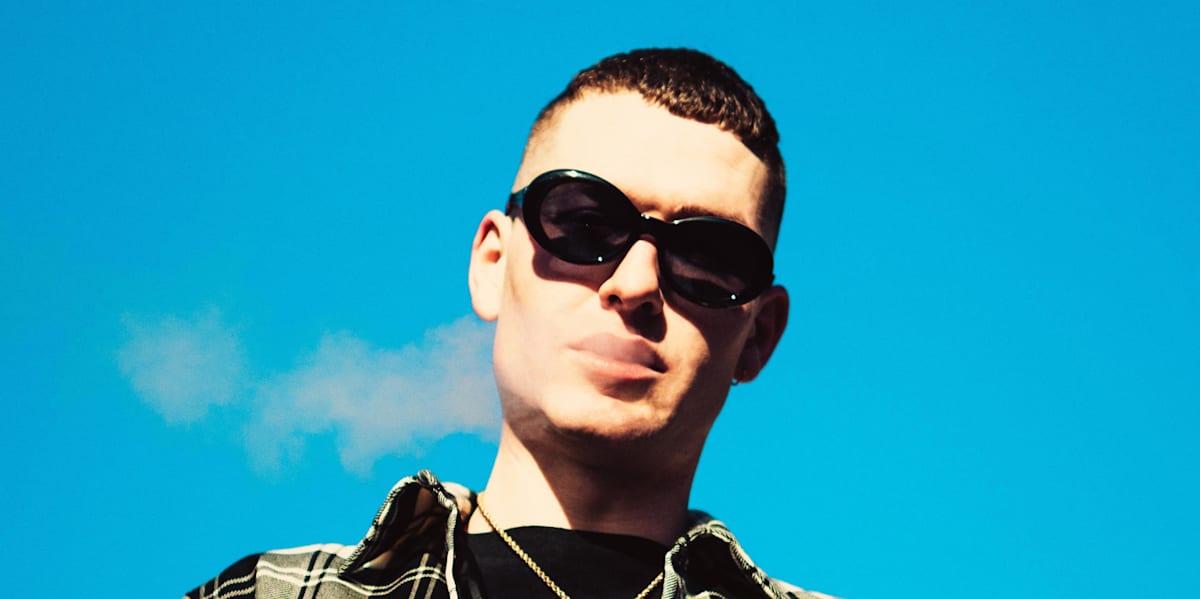 Premiere: Emil Stabil fester på en 'Onsdag'