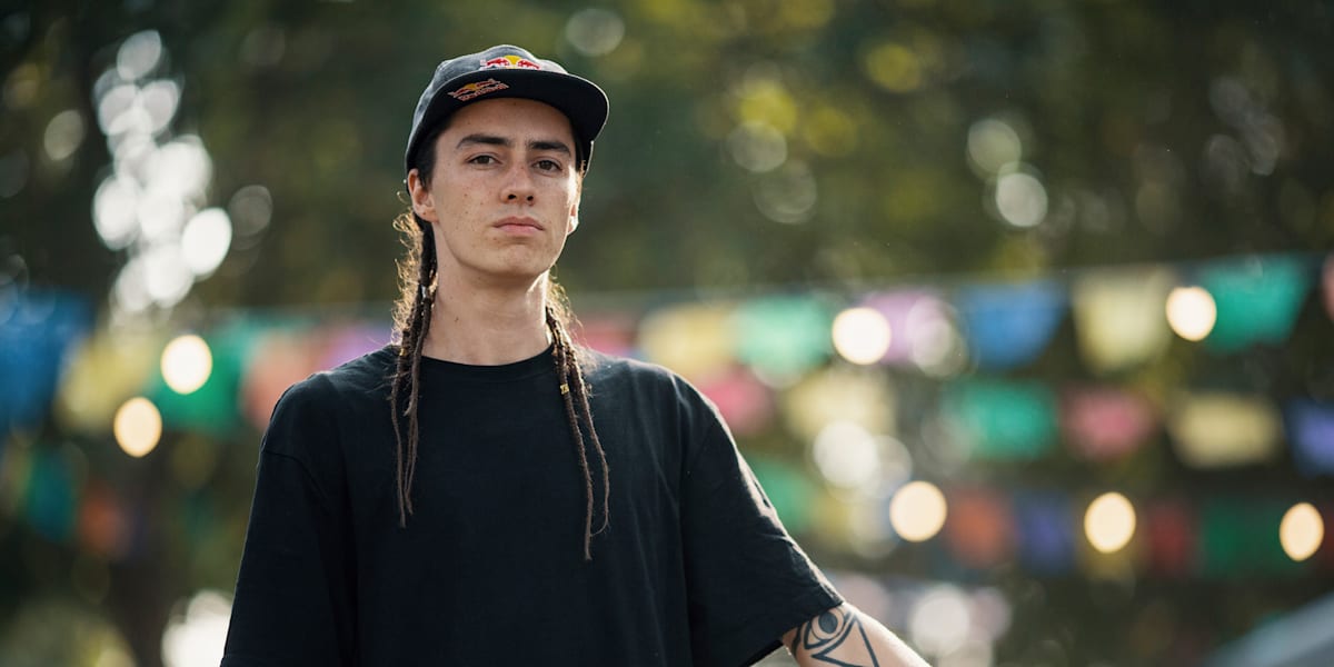 Benjamín Hudson: Travel in Flat Dimension – BMX video