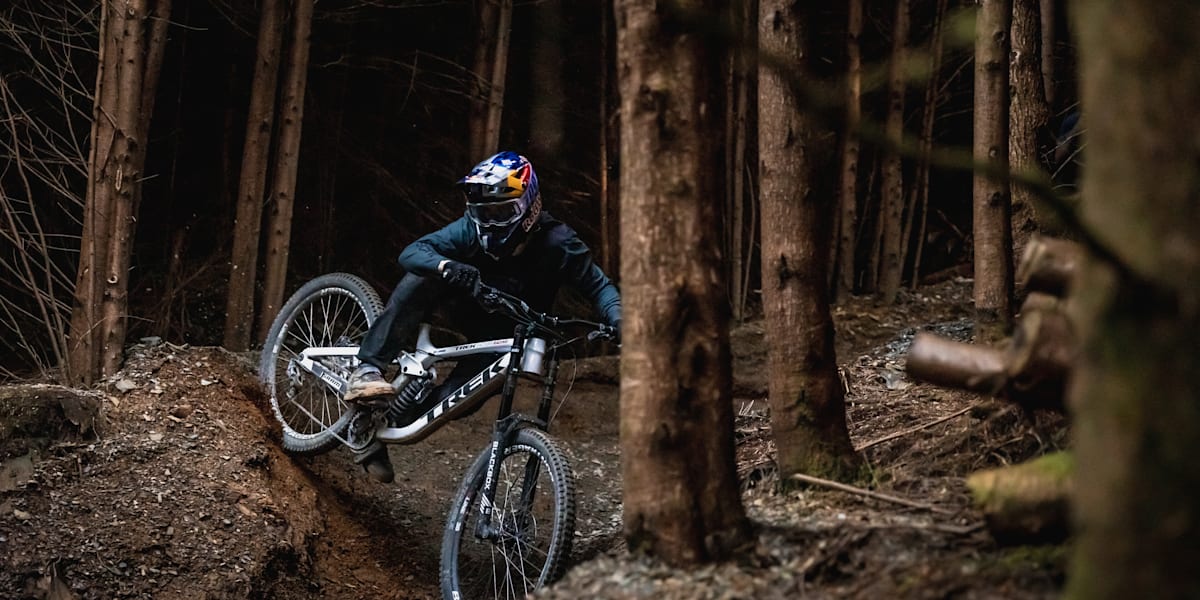 Race Tapes S1 E4: The freeracers – Edwards / Seagrave