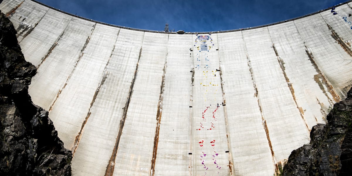 Red Bull Dual Ascent climbing competition