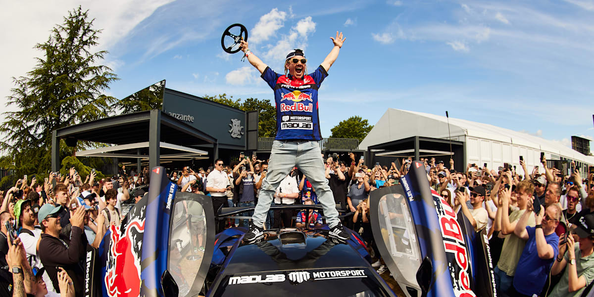 'Mad' Mike Whiddett debuts MADMAC McLaren at Goodwood