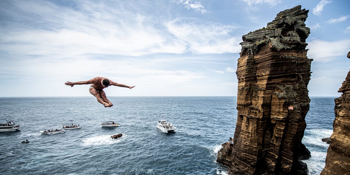 Red Bull Cliff Diving: photo gallery