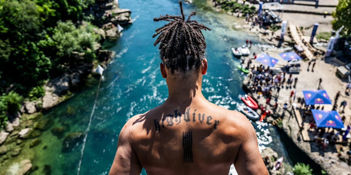 POV Cliff Dives Up to 27m (89ft) | Red Bull