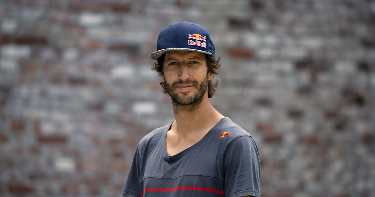 Max Manow: Skydiving – Red Bull Athlete Profile