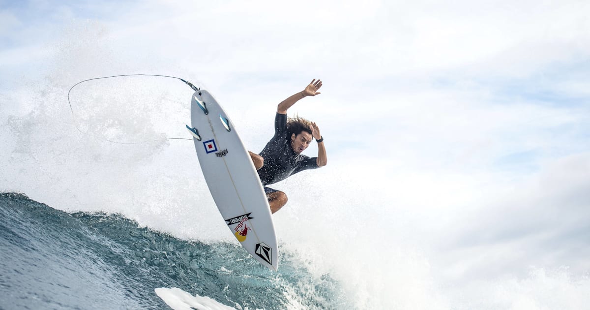 Innersection: Black – open-source freesurfing comp