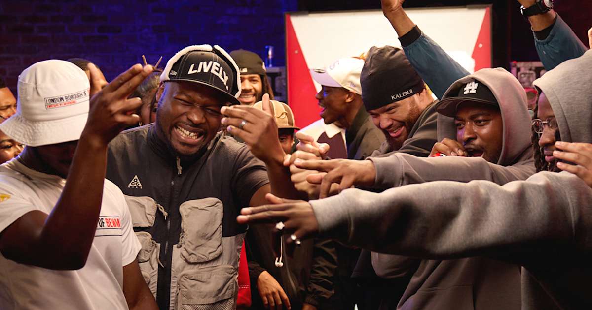 Red Bull Mic Flex | Rap battle extravaganza
