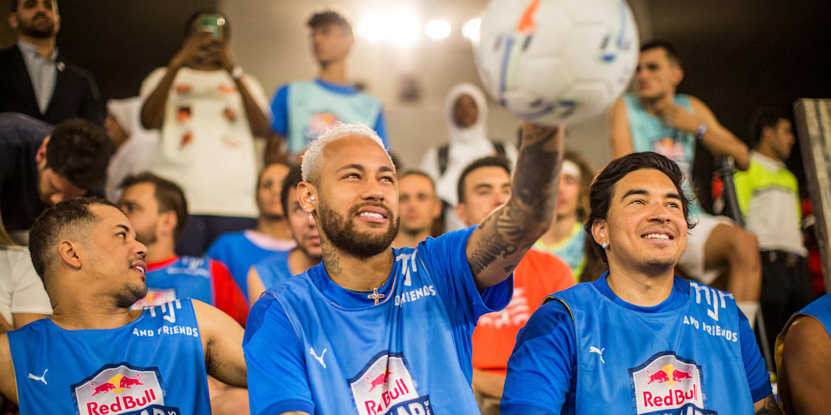 Neymar Jr bat le record de buts de Pelé avec le Brésil