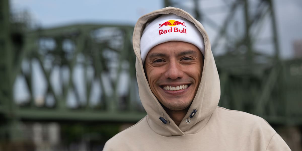 Jonathan Paredes: Cliff Diving – Red Bull Athlete Page