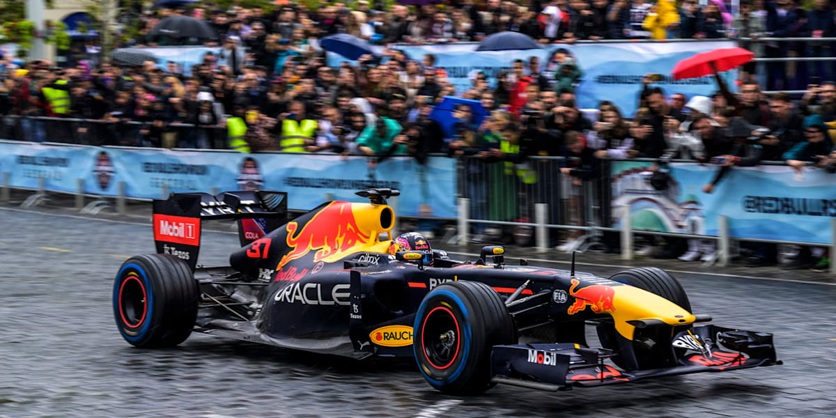 Red Bull Showrun by Alumil: Patrick Friesacher