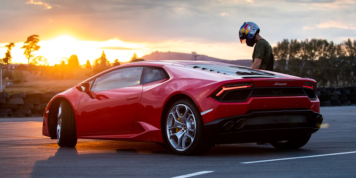 Drift Lamborghini: Mike Whiddett's dream drift Huracán
