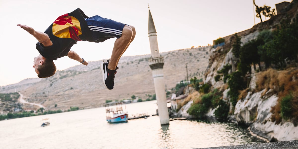 Alexander Titarenko: Freerunning Around the World S1 E3