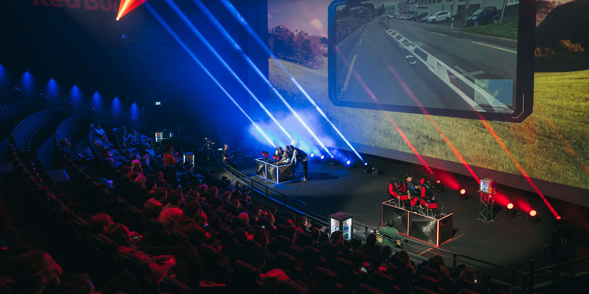 4 Gamer meistern die Challenges von Red Bull UnEverse