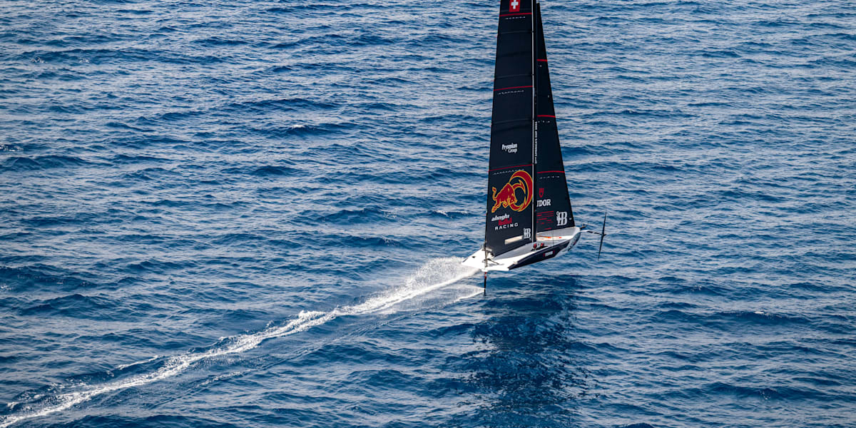 Alinghi Red Bull Racing : Preliminary Regatta Preview