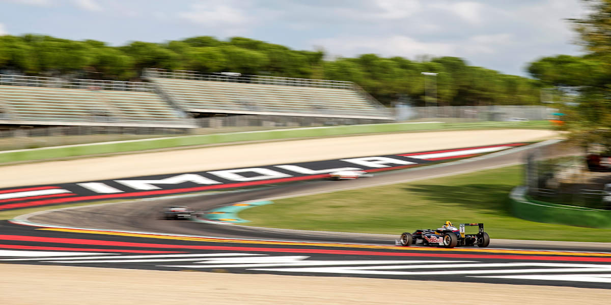 Hadjar & Crawford to carry good F3 pace to Imola