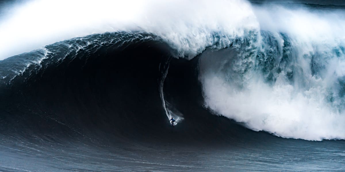 Twenty Foot Plus | The search for the perfect wave | Film