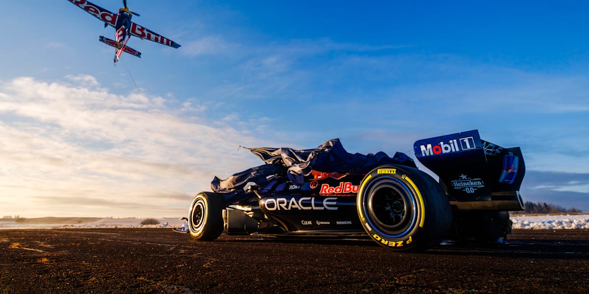 オラクル・レッドブル・レーシング：RB22の新リバリーを公開！ | F1 2026シーズン PU | レッドブル