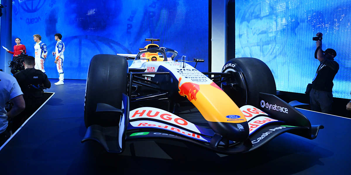 Visa Cash App Racing Bulls launch 2026 F1 livery in Detroit
