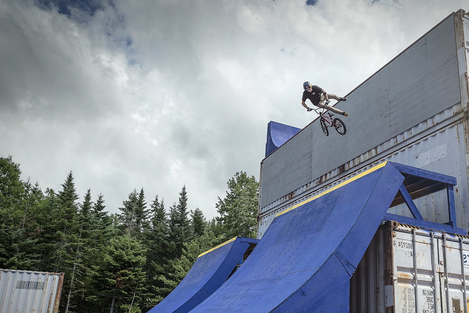The Learning Curve: Drew Bezanson – freestyle BMX video