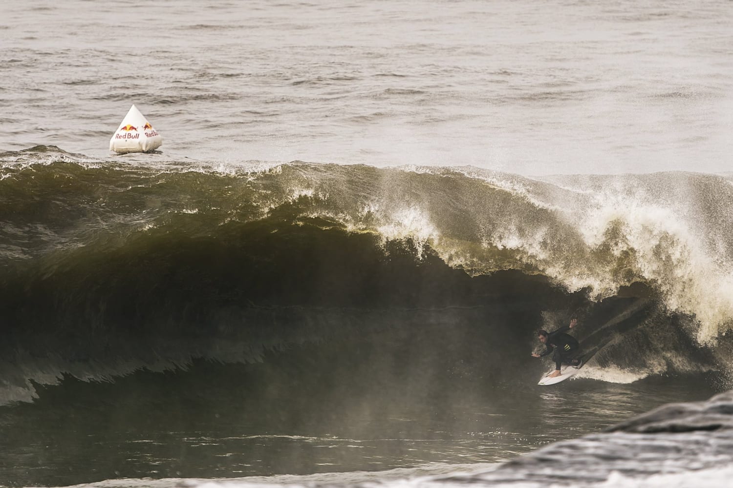 Red Bull Cape Fear: Conquering the surf storm – video