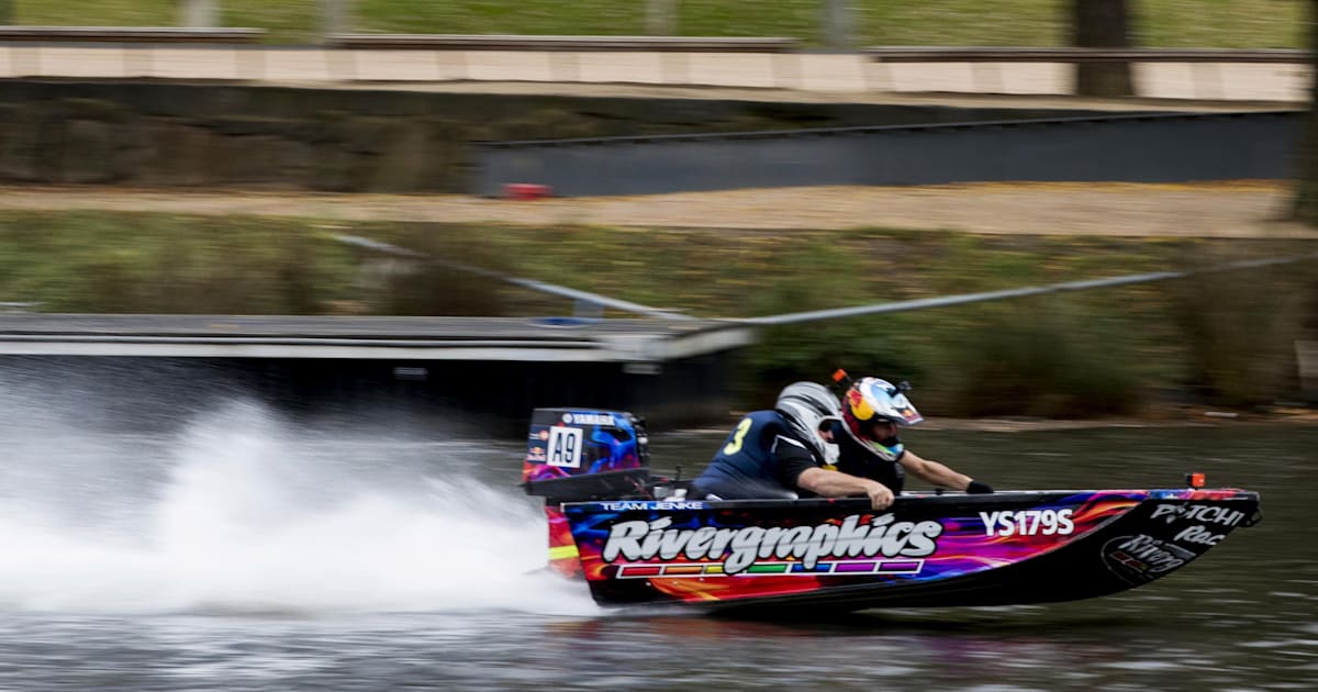 Ricciardo & Verstappen: Carrera de bote Melbourne vídeo